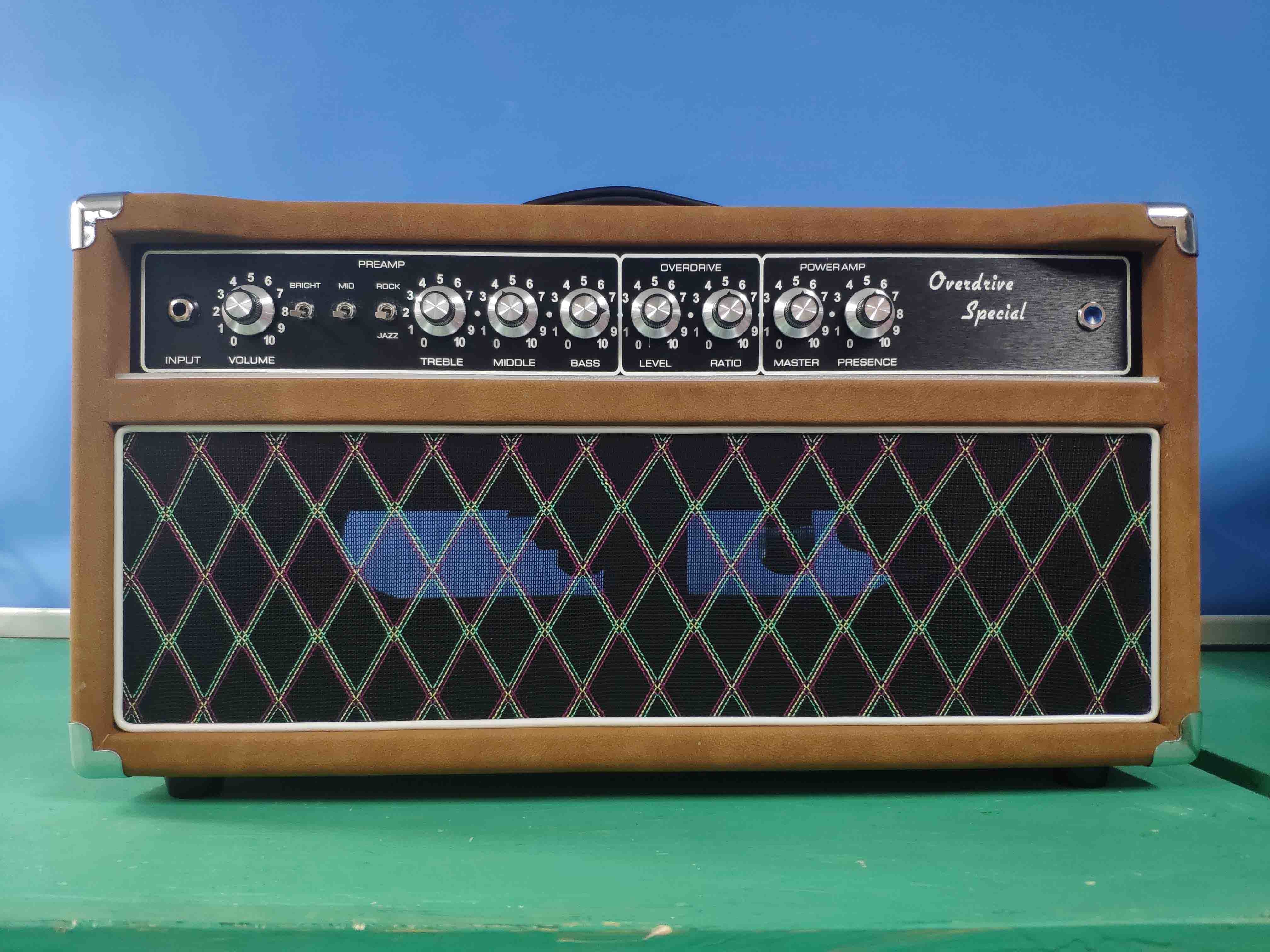 Custom Grand Overdrive Special Guitar Amplifier 20W in Brown Tolex with ...